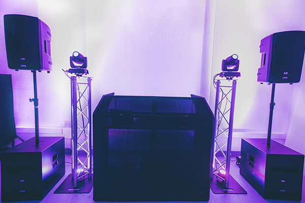 DJ Packages In London & Surrey | S Klass Entertainment